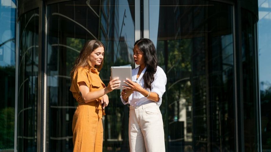 Adviser support | Adviser | Aegon